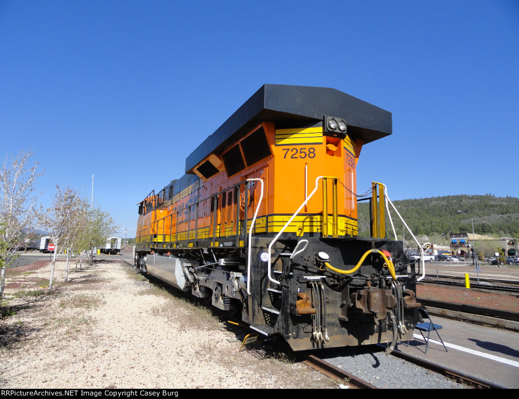 BNSF 7258